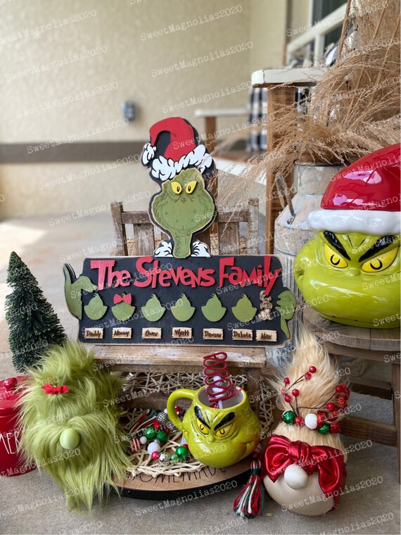 Home & Living Grinch Family 3D Farmhouse Sign and dog grinch Christmas ...