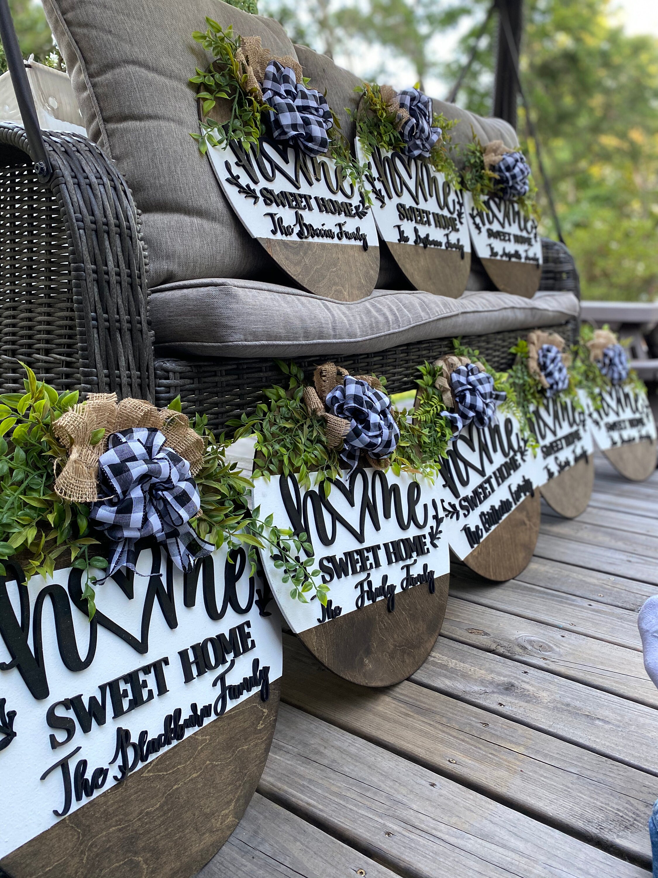 Circle Personalized Front Door Name Sign - Etsy