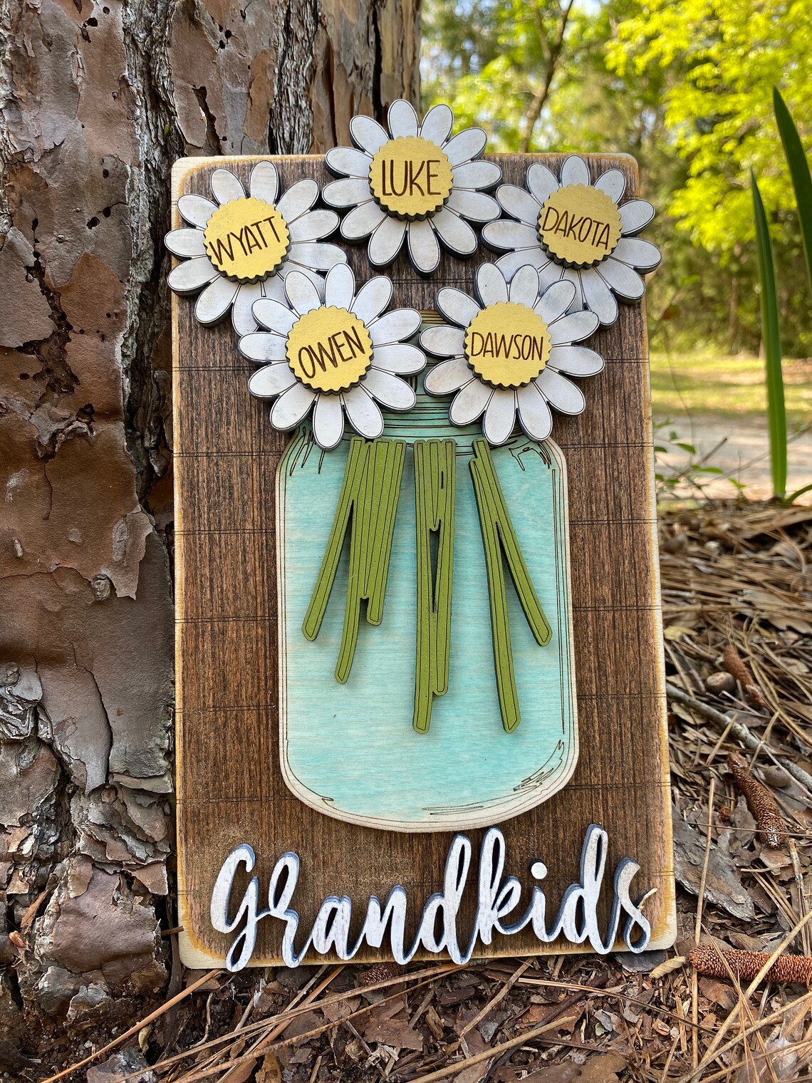 Grandkids Wood Display Sign / Family Flower Personalized - Etsy