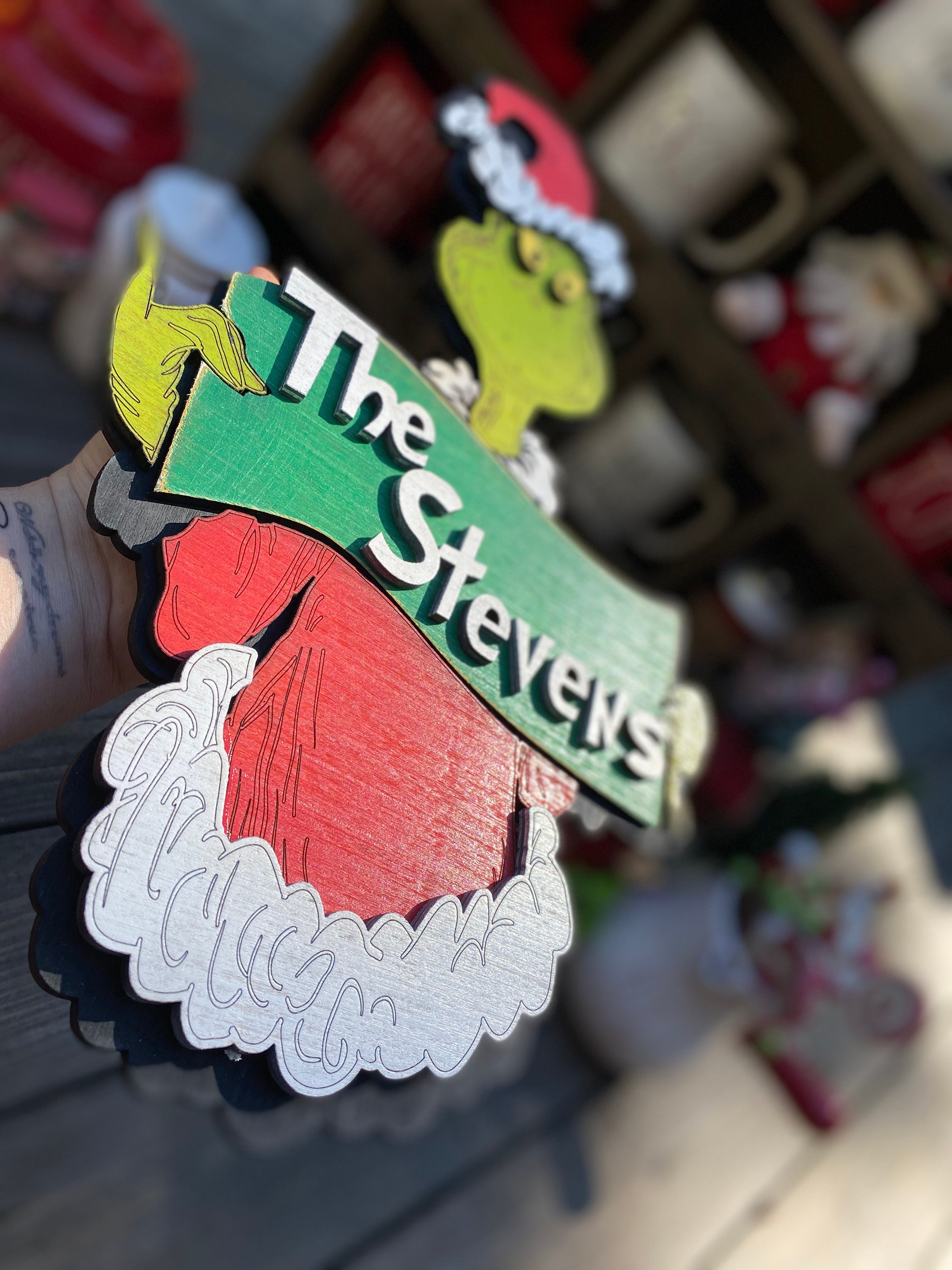 Home & Living Grinch Family 3D Farmhouse Sign and dog grinch Christmas ...