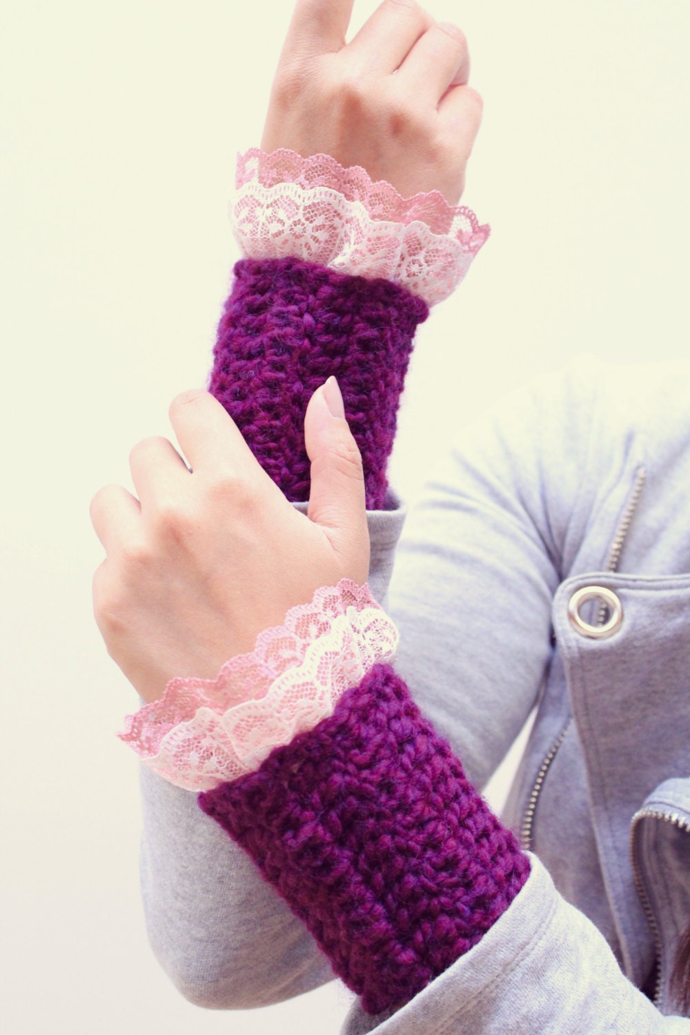 Victorian Ruffle Wrist Warmer, Lace Wrist Cuff, Crochet Wrist Glove ...