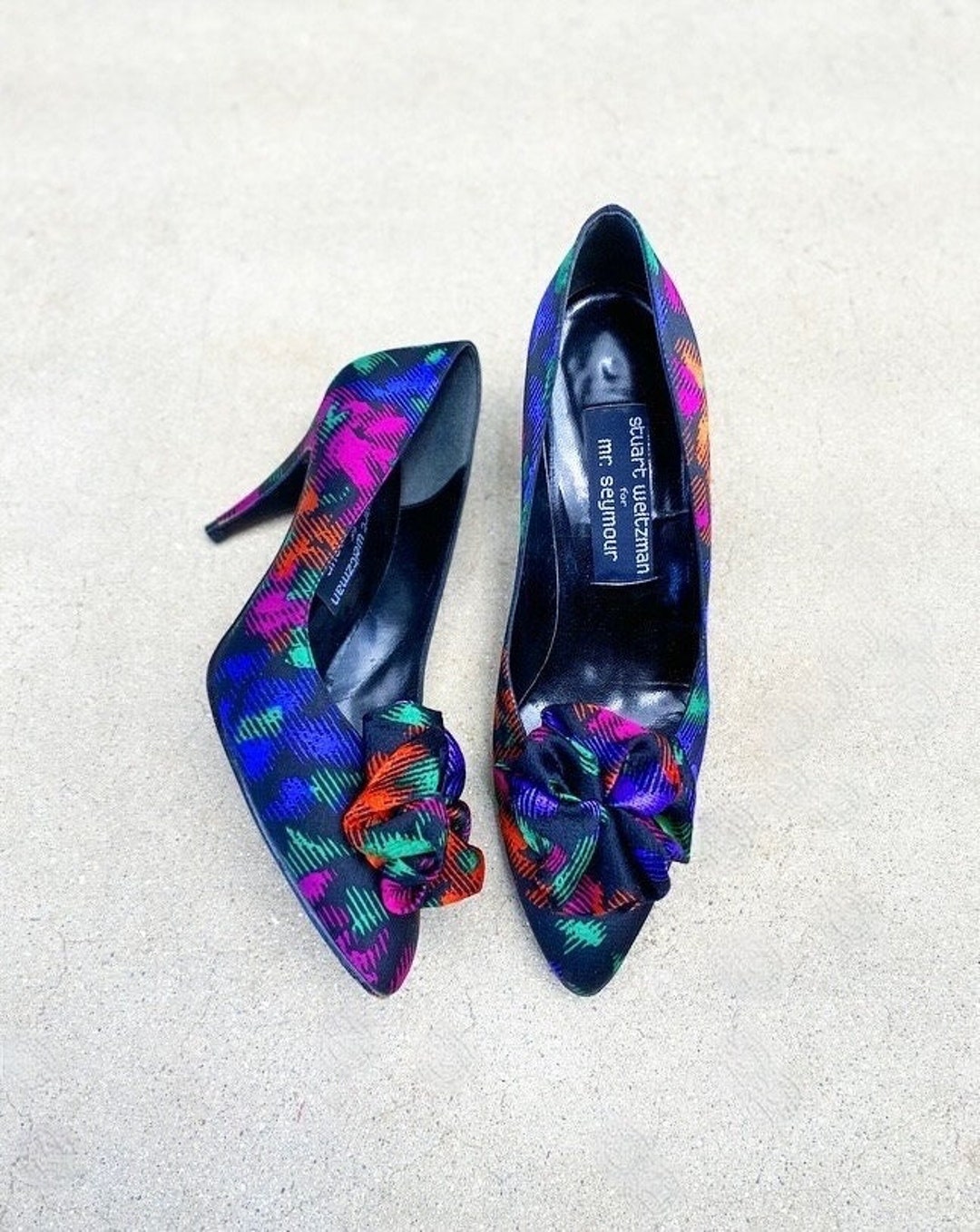 80s Stuart Weitzman Silk and Leather Colorful Pumps / US W - Etsy