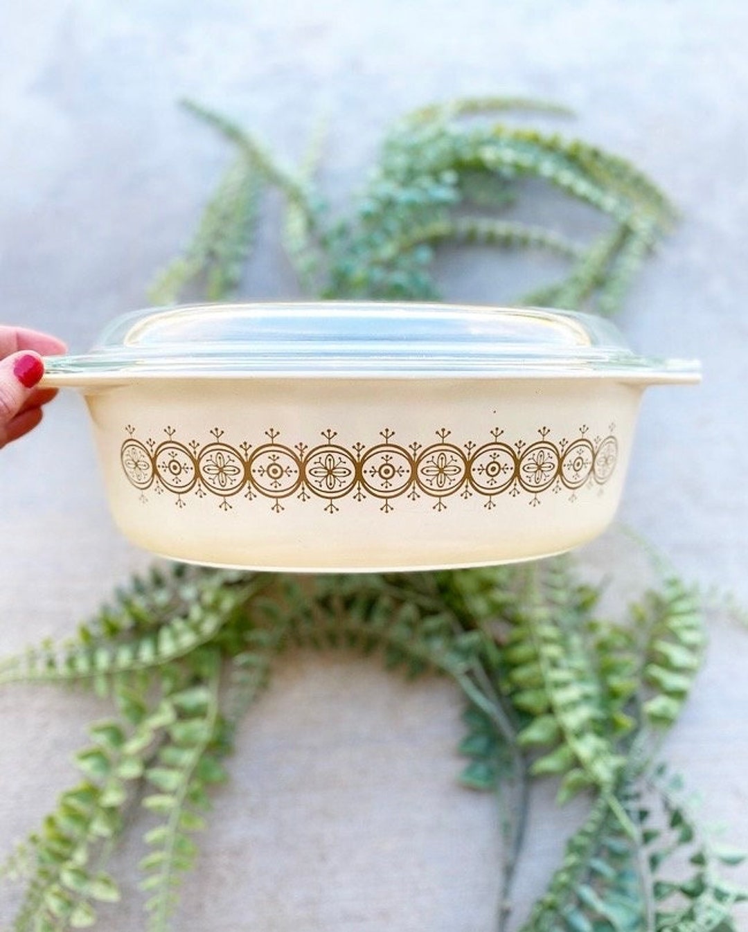 1960s Pyrex Olive Medallion Casserole Dish With Gold Design on - Etsy