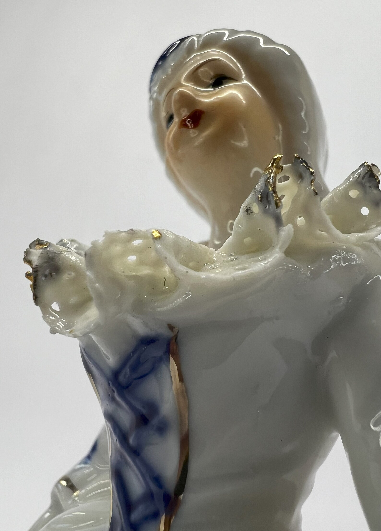 Vintage Porcelain Blue and White Victorian Figurines of a Man & Lady ...