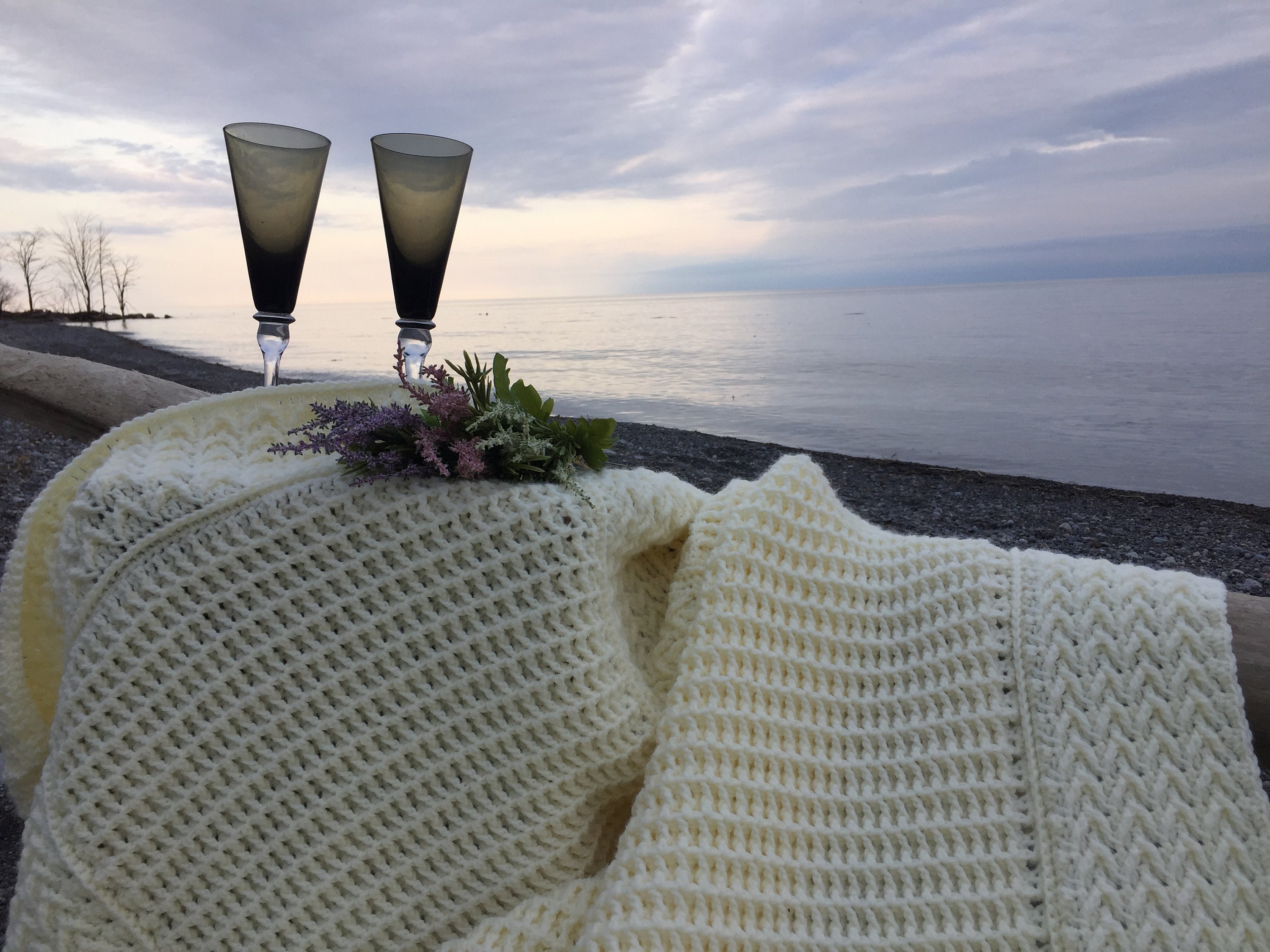 The Wedding Throw CROCHET PATTERN - Etsy Canada