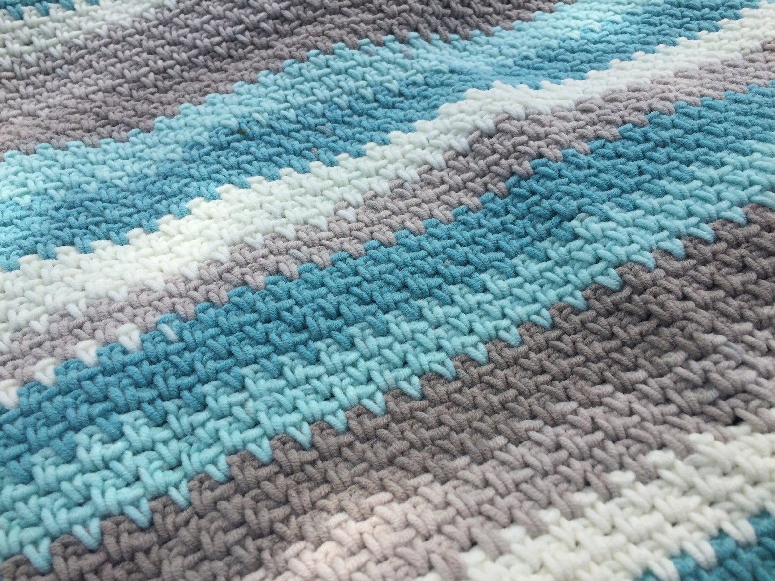 Peek-a-boo Baby Blanket CROCHET PATTERN | Etsy