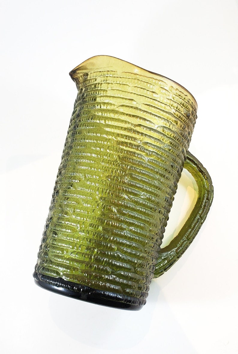 Vintage MCM Ribbed Green Glass Pitcher - Etsy
