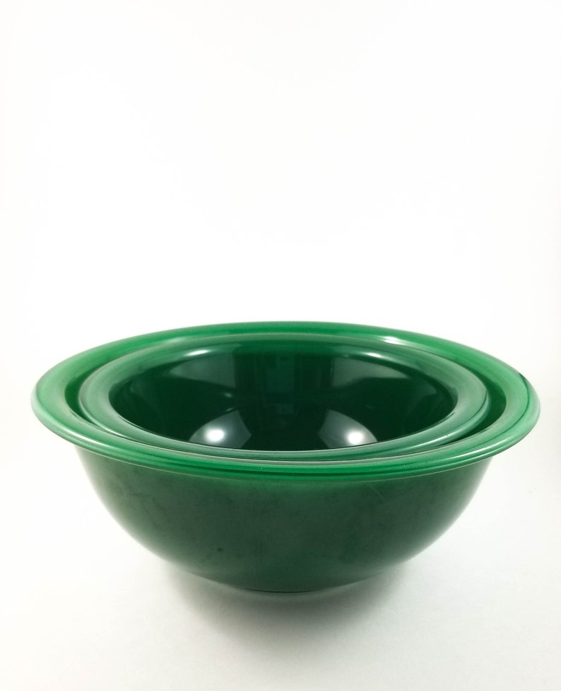 Beautiful Green Pyrex Bowl Set - Etsy Canada