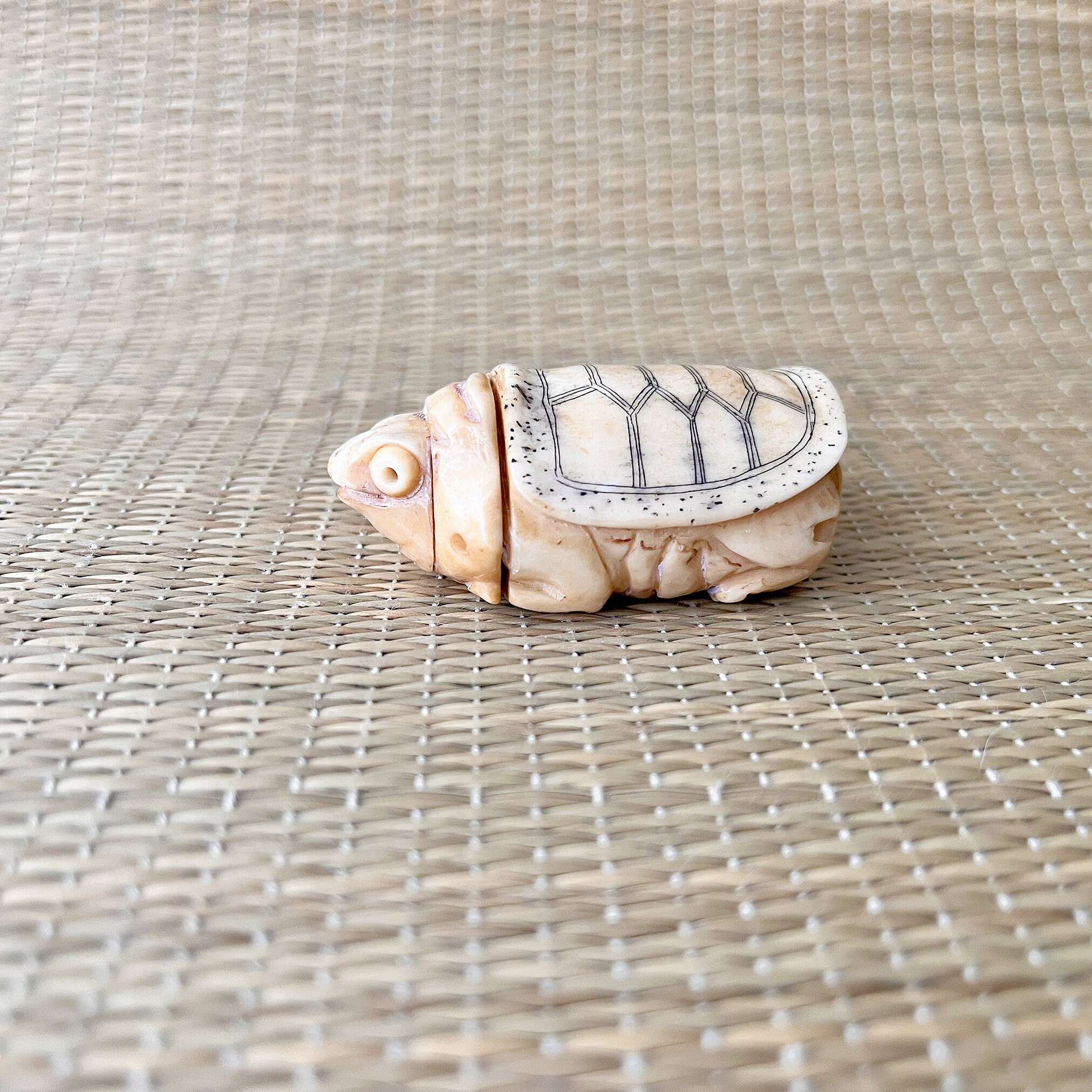 Vintage Bone Inro Box Japanese Turtle Inro Pendant Hand Carved Inro ...