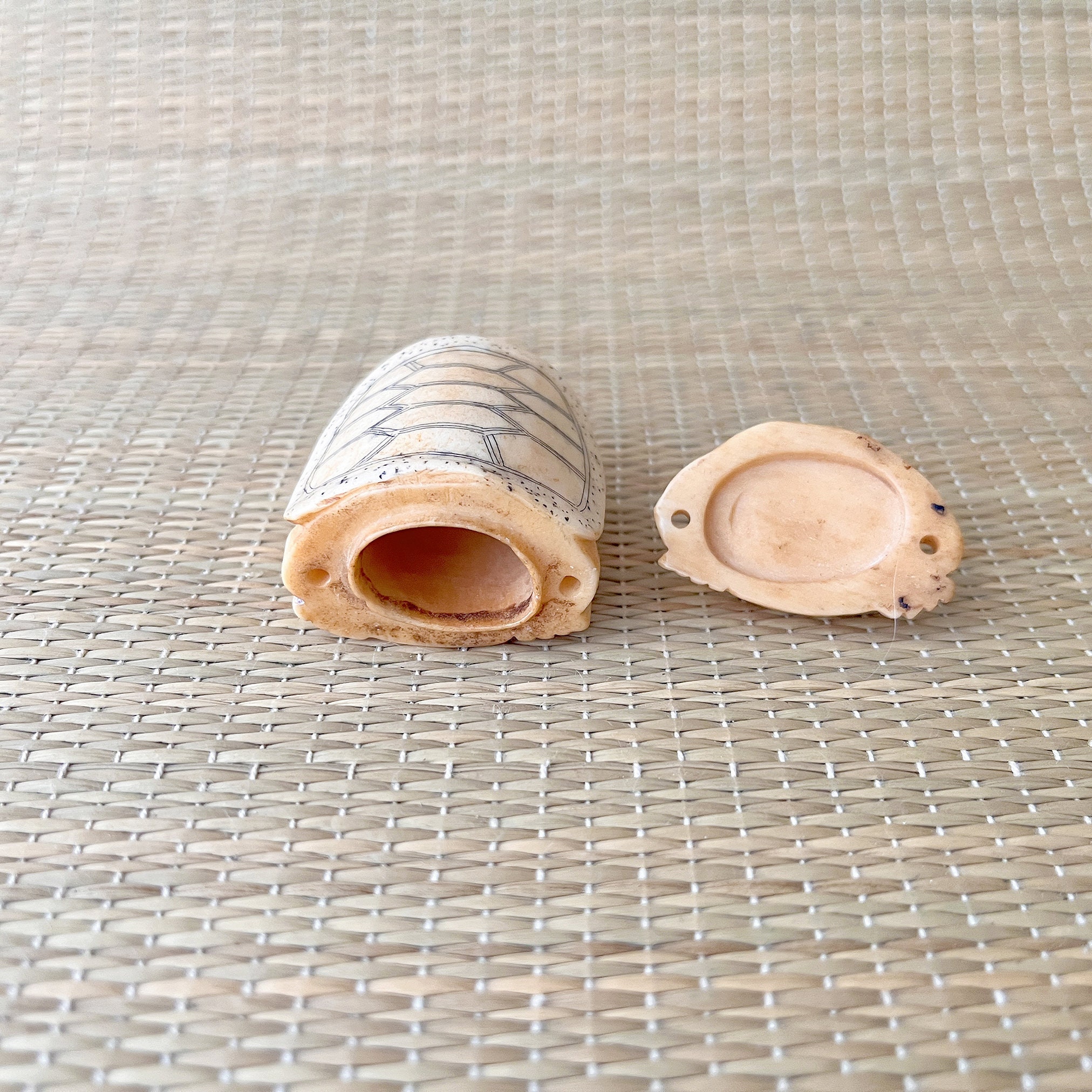 Vintage Bone Inro Box Japanese Turtle Inro Pendant Hand Carved Inro ...