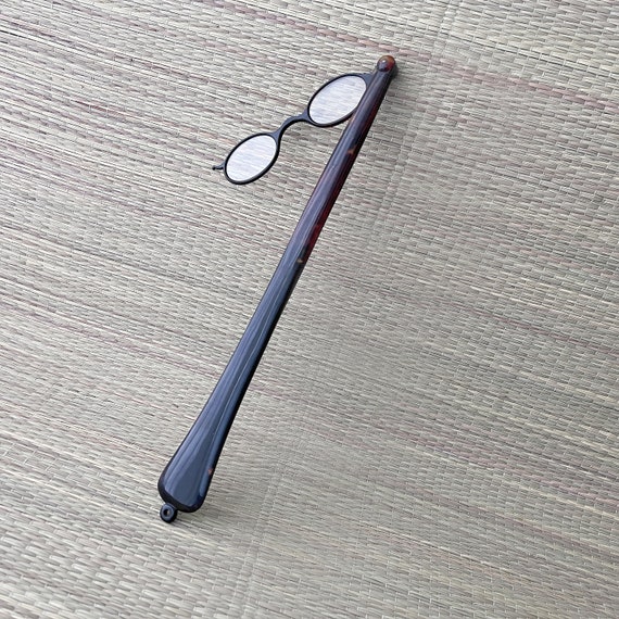ANTIQUE LONG HANDLE LORGNETTE FOLDING GLASSES WITH SI… - Gem