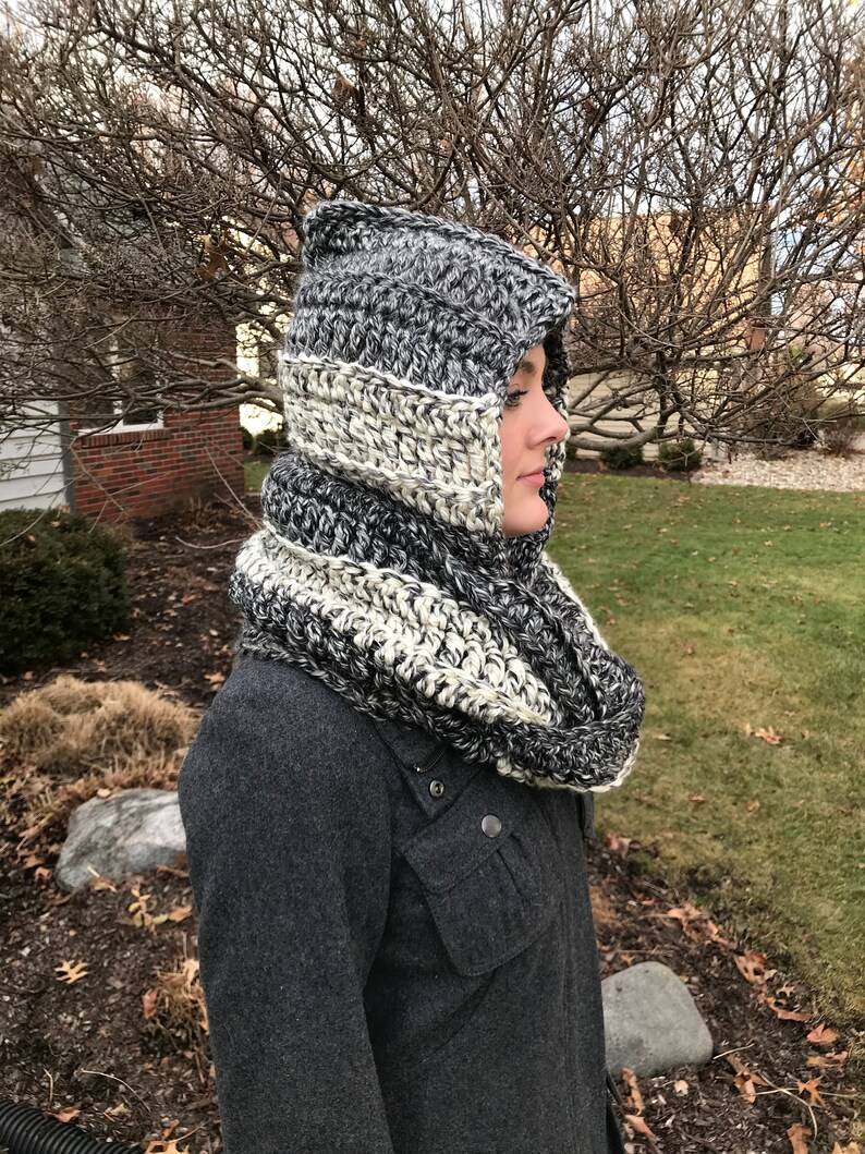 Crochet Knit Hooded Infinity Scarf Scoodie: Oatmeal & Gray Soft Bulky ...