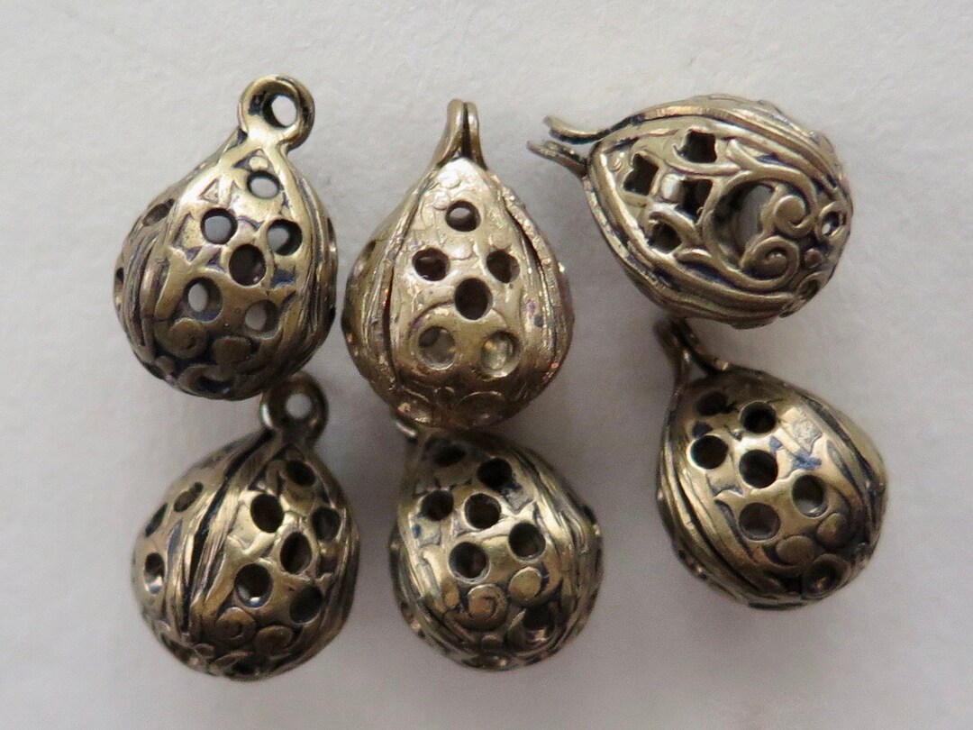 6 Vintage Cricket Cage Openwork Buttons 3/8, Hollow, Gold Finish - Etsy