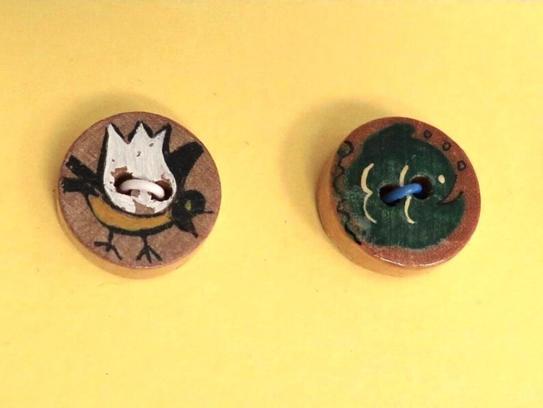 4 Cute Hand Painted Wooden Buttons: Bird, Lion - Etsy