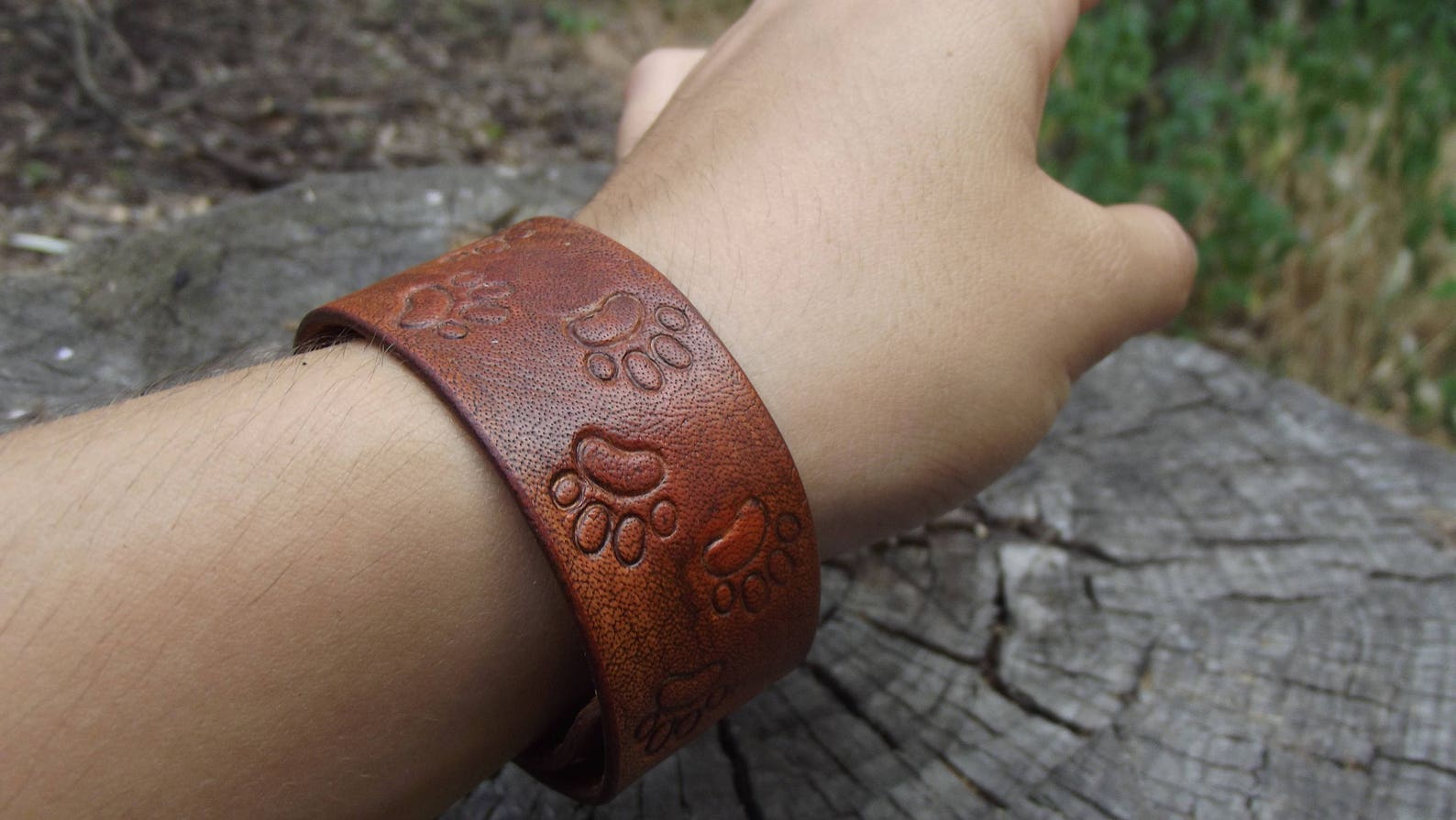 Cat Paws Cuff Leather Bracelet, Leather Carving, Men Bracelet, Women ...