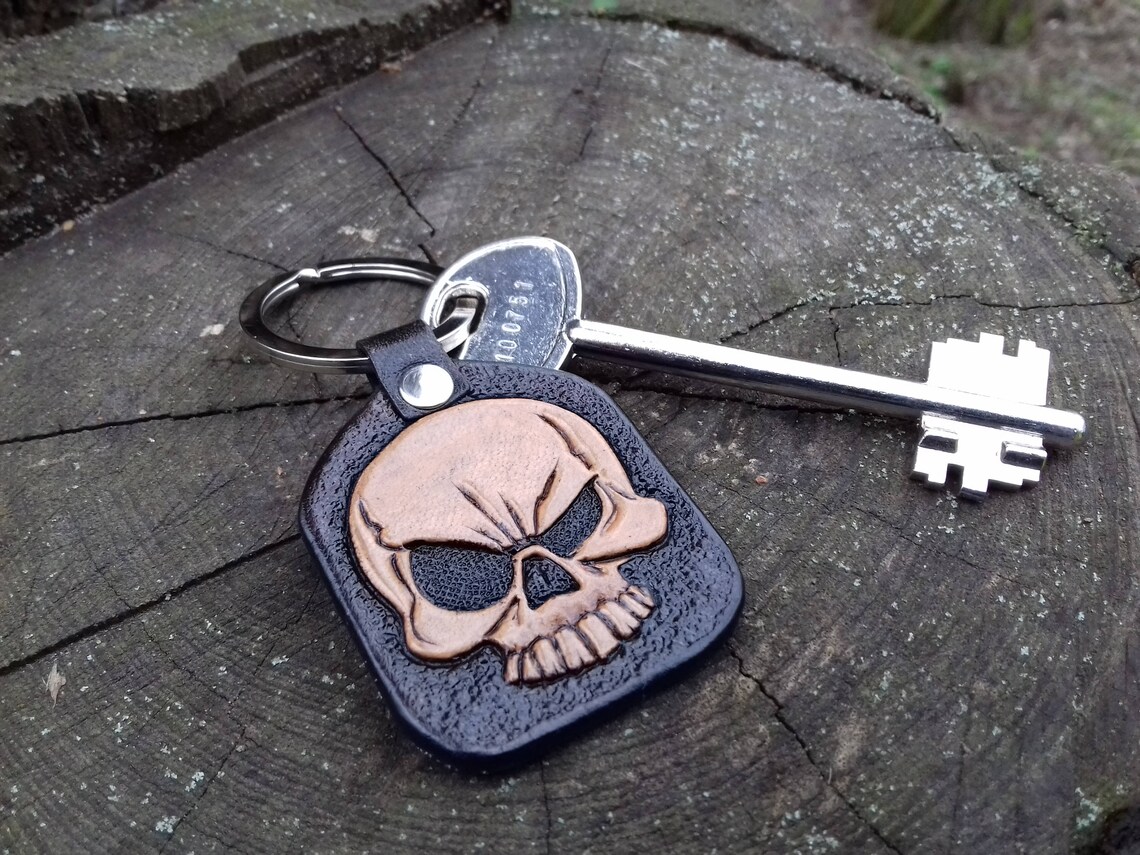 Skull Keychain Skull Leather Keychain Skull Key Fob Custom - Etsy