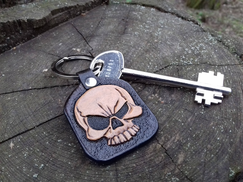 Skull Keychain Skull Leather Keychain Skull Key Fob Custom - Etsy
