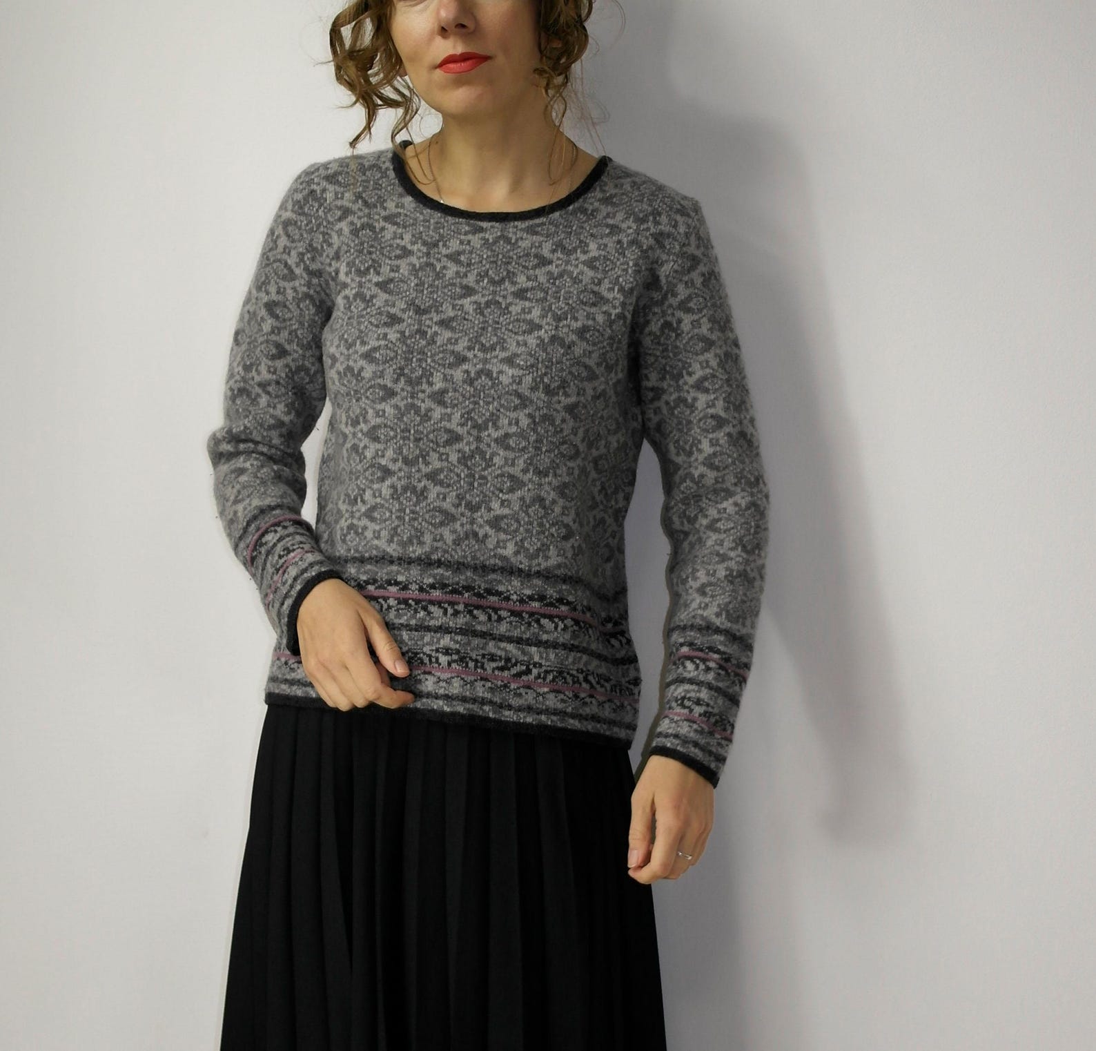 Floral Wool Sweater / Heidekonigin Wool Sweater / Grey Wool Sweater ...