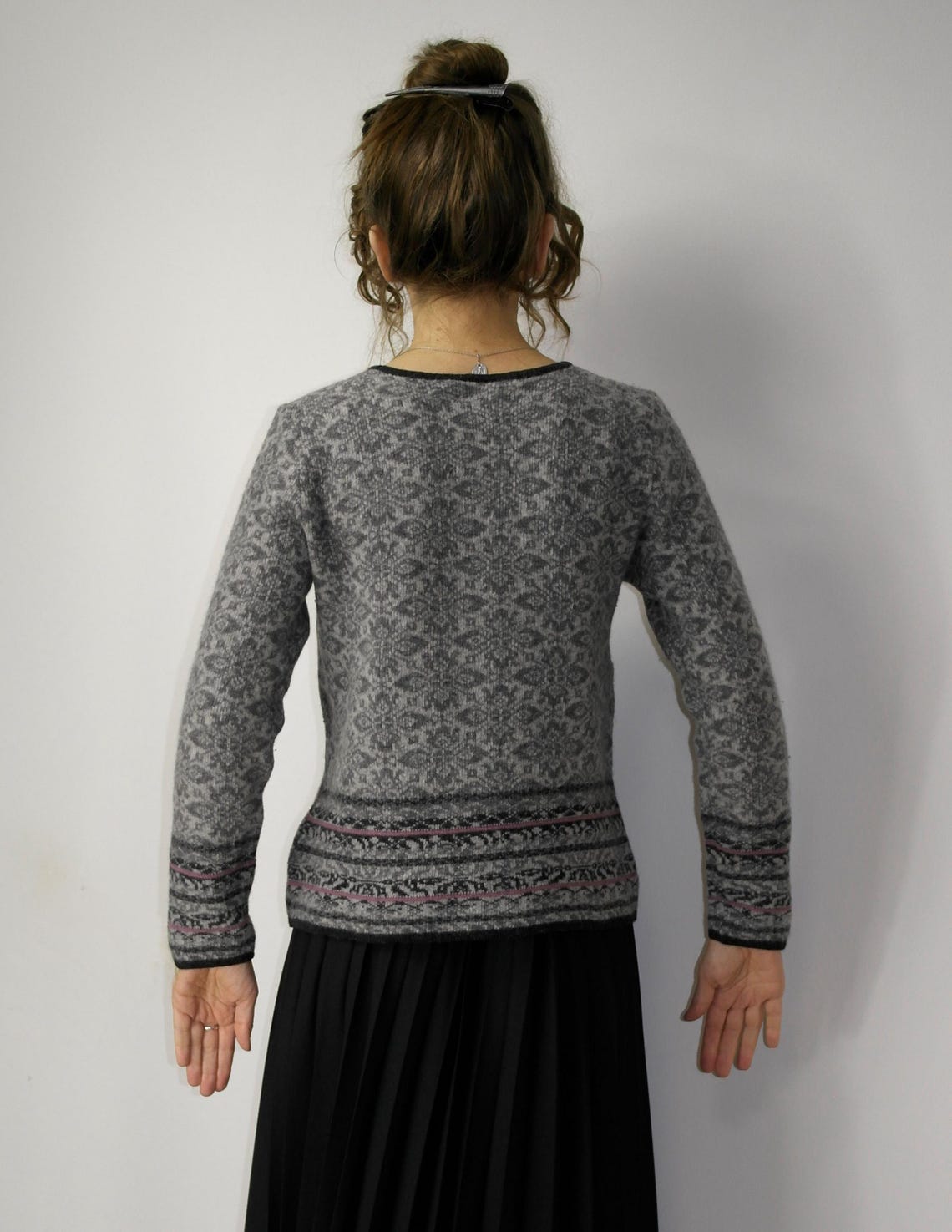 Floral Wool Sweater / Heidekonigin Wool Sweater / Grey Wool Sweater ...