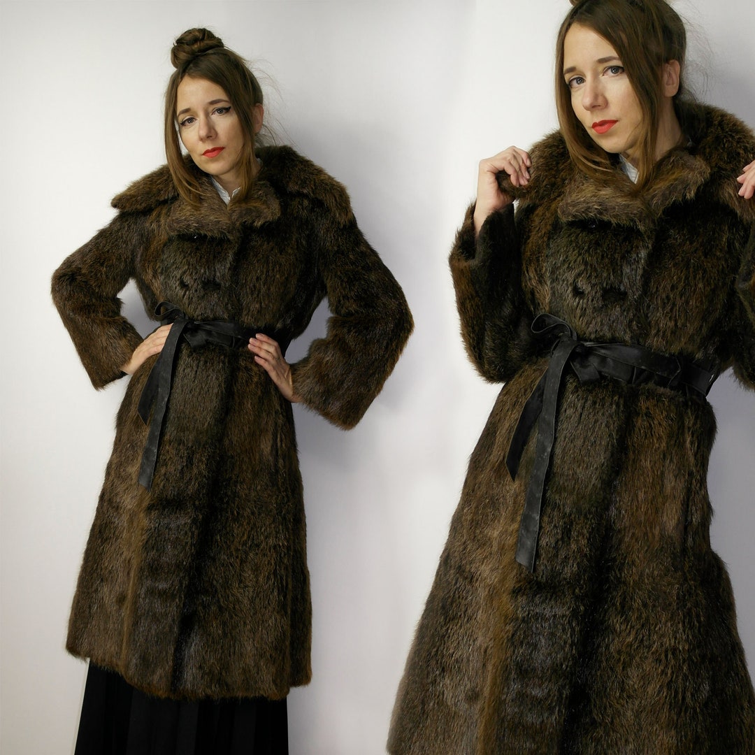 Vintage Long Real Fur Coat With the Belt / European Elegant - Etsy
