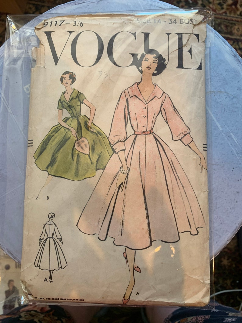 Vintage Vogue Sewing Pattern. - Etsy