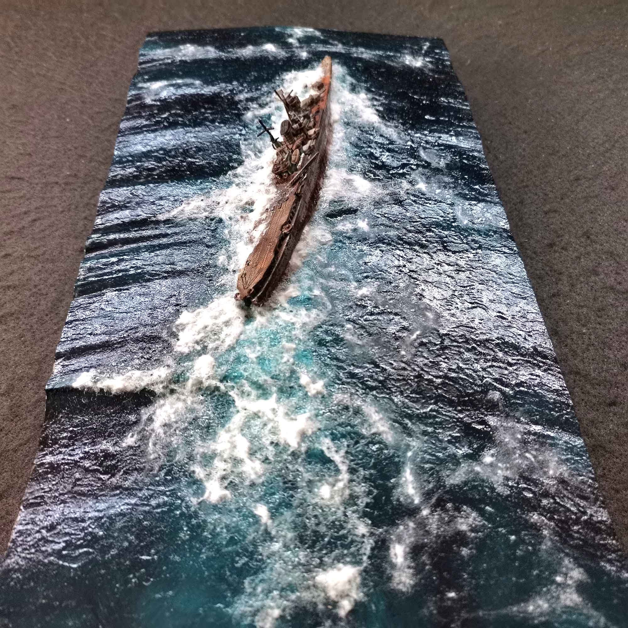 Diorama of Sinking Japanese Cruiser Mogami. - Etsy