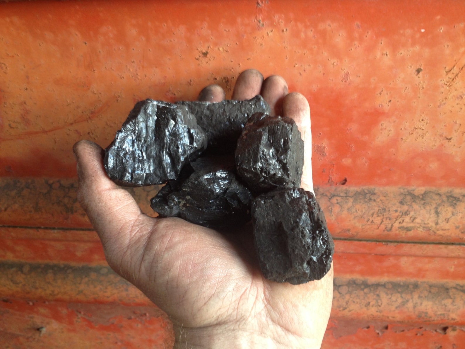 Bituminous Blacksmith Forge Heating Coal (500lbs.) Free Shipping! - Etsy
