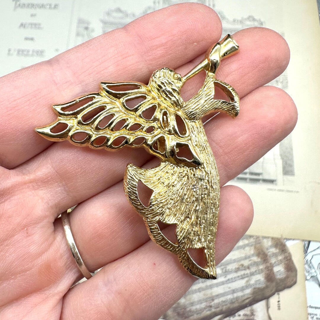 Vintage Gold Tone Angel With Trumpet Brooch Pin - Etsy