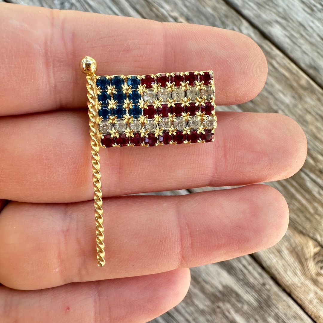 Vintage Jewelry Rhinestone American Flag Brooch Pin Patriotic Jewelry ...