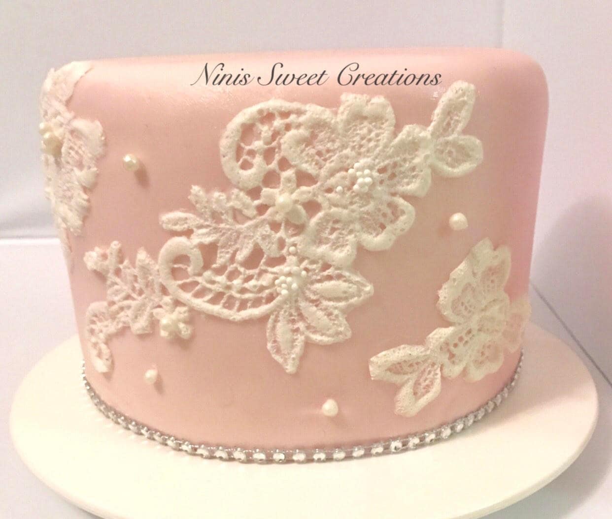 Ready to Use: 9x Edible Sugar Lace Applique Edible Lace - Etsy