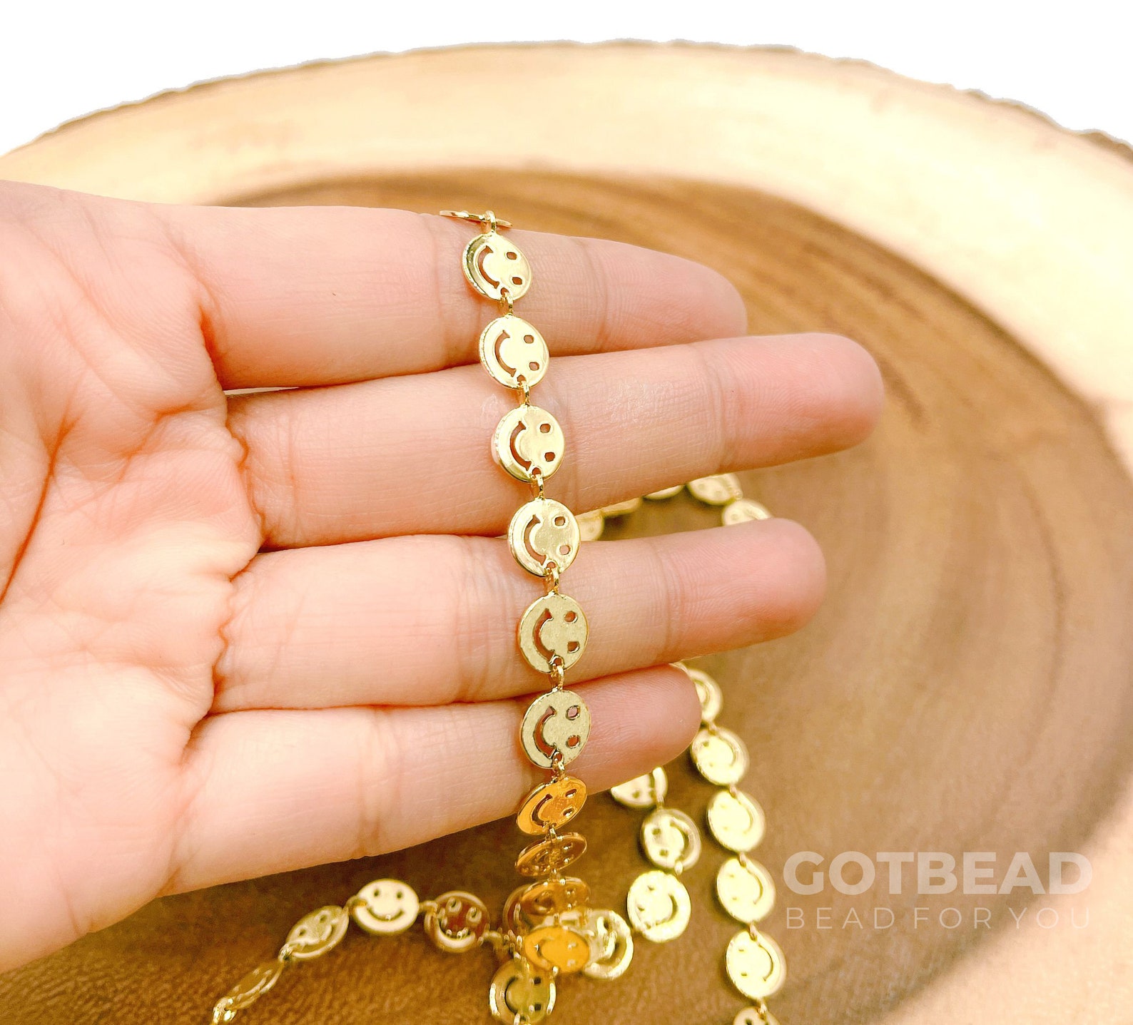 18K Gold Happy Face Emoji Chain by Yard Gold Smile Face Chain - Etsy
