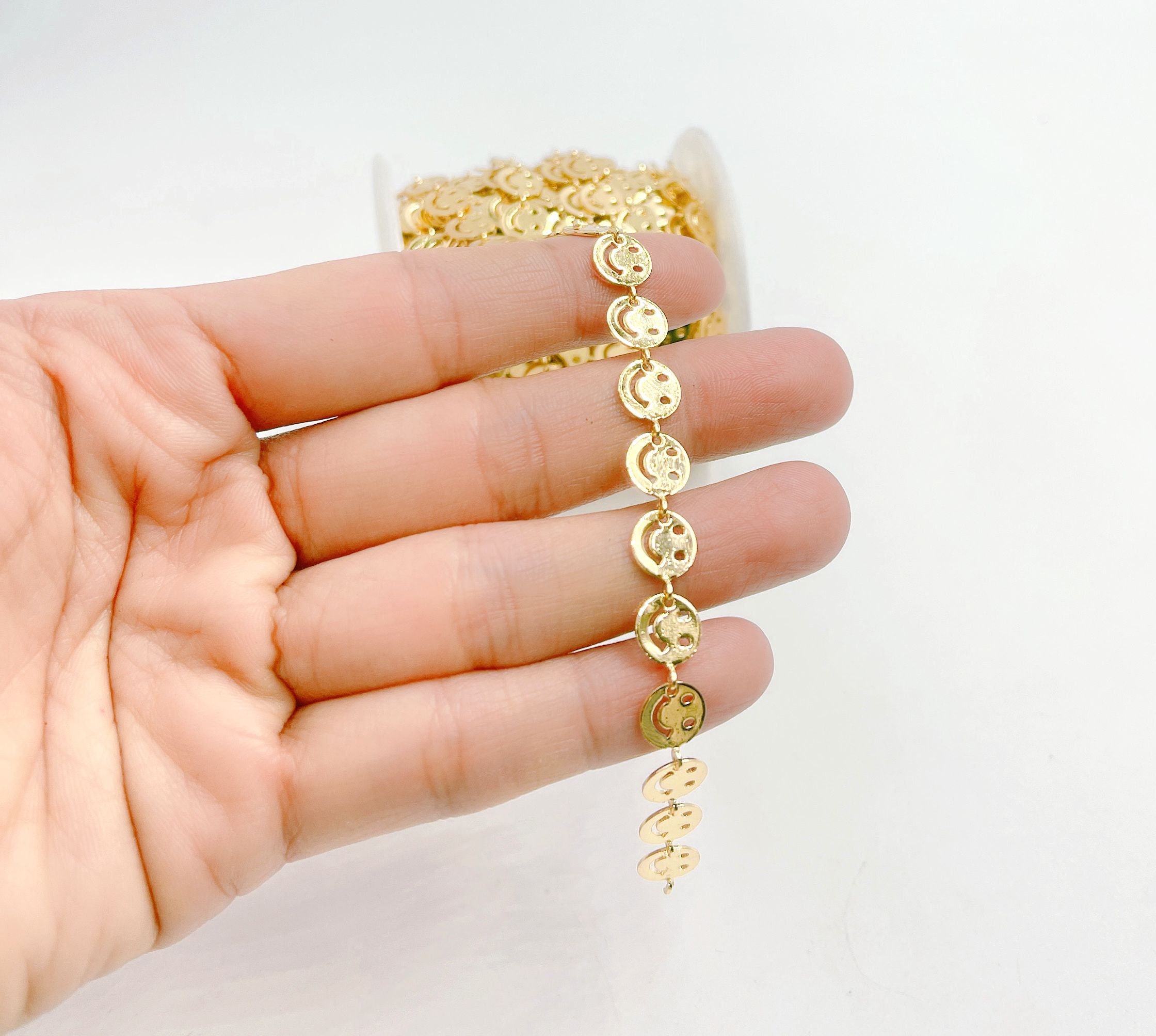 18K Gold Happy Face Emoji Chain by Yard Gold Smile Face Chain - Etsy