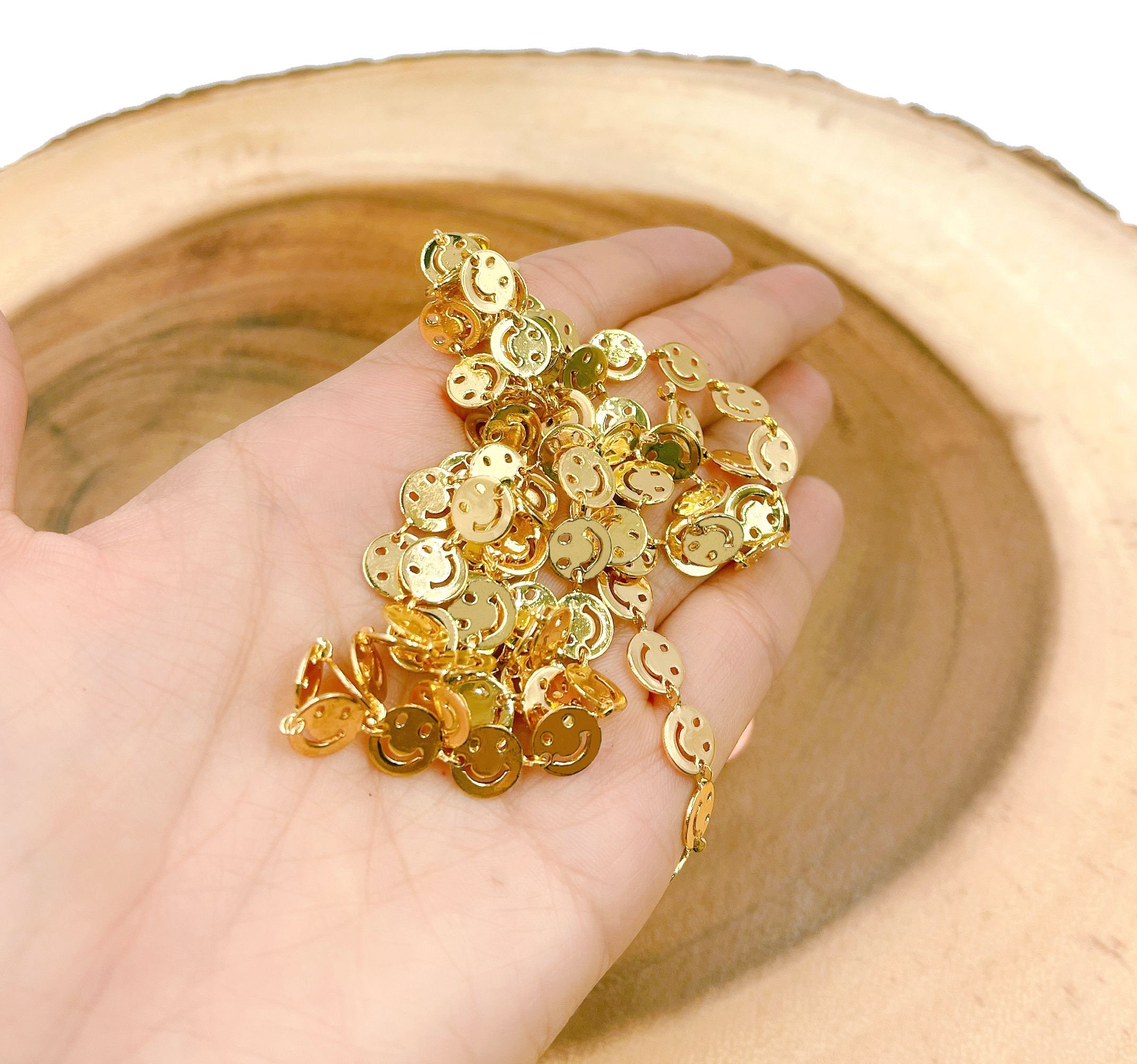 18K Gold Happy Face Emoji Chain by Yard Gold Smile Face Chain - Etsy