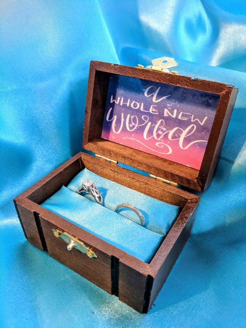 Disneys Aladdin and Jasmine inspired Proposal Ring | Etsy