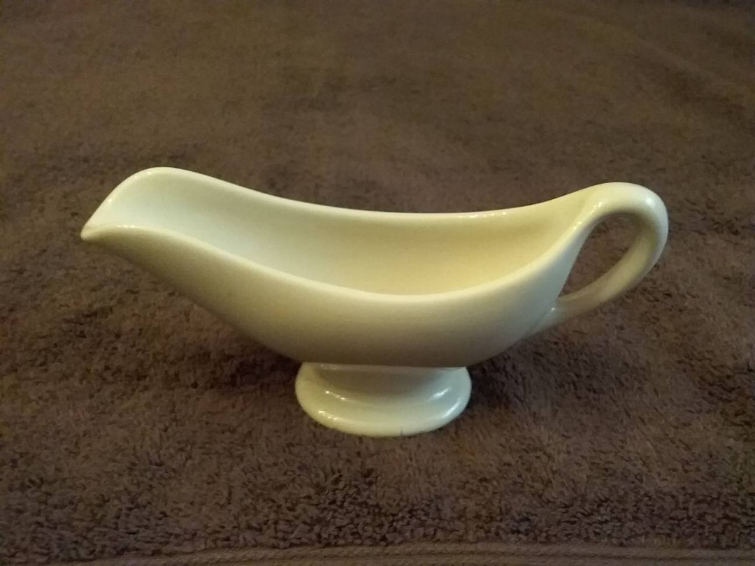 Ivory Walker Small Gravy Boat - Etsy