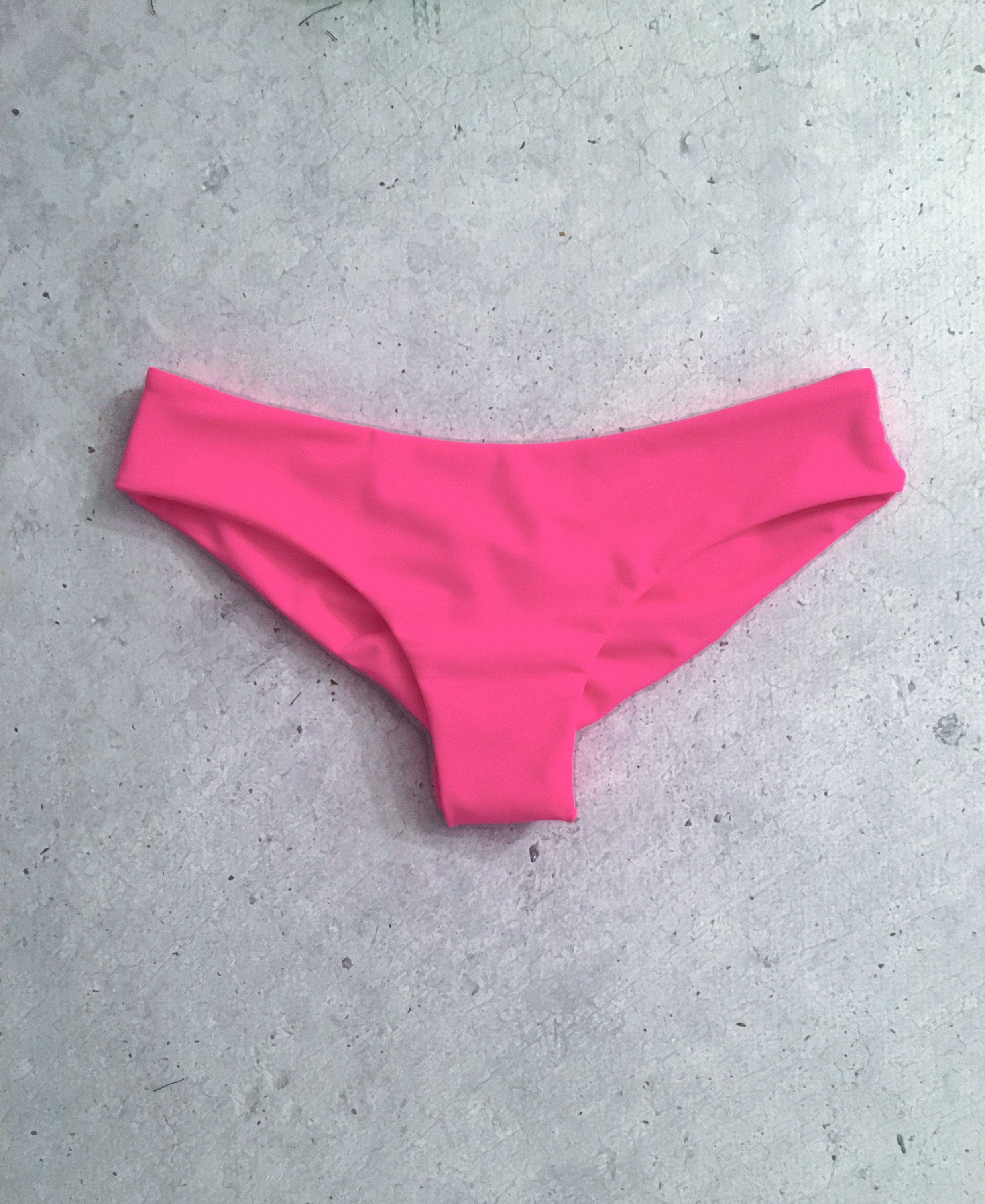 Brazilian Cheeky Bikini Scrunch Bottom Swimwear / Seamless Bikini (2 ...