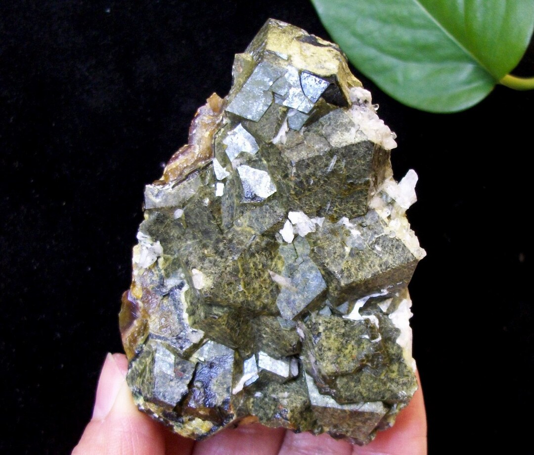 122g 72mm Two Generations - Drusy Quartz on Olive Green Andradite ...