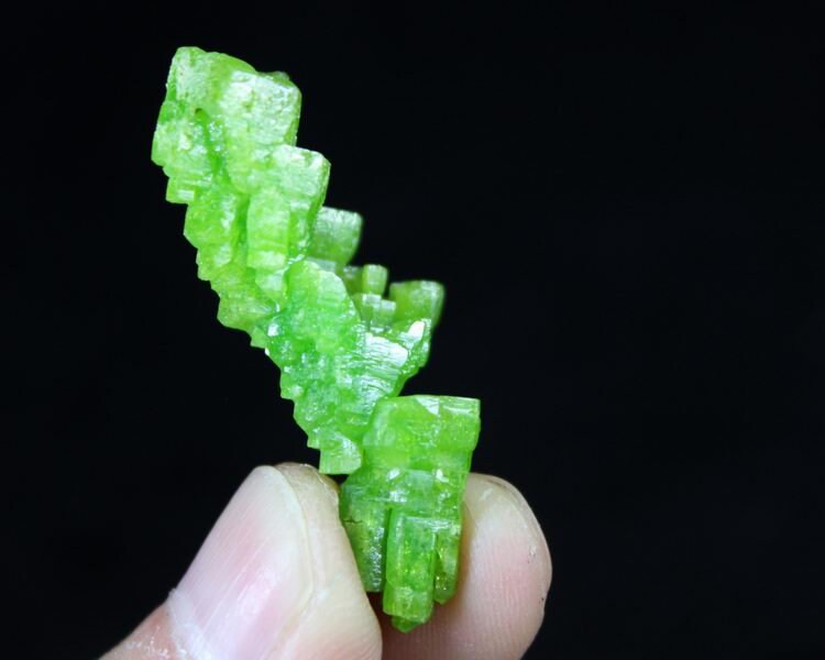 42mm Hopper Shape Green Pyromorphite Crystal, Natural Mineral Specimen ...