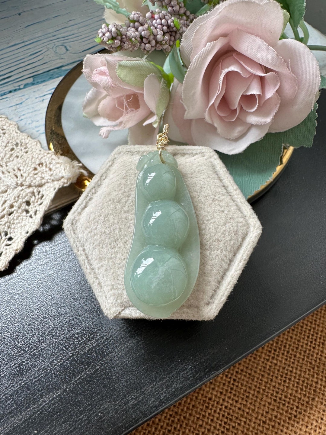 Icy Pastel Green Type A Grade a Natural Jadeite Jade Fei Cui Pea Pod ...