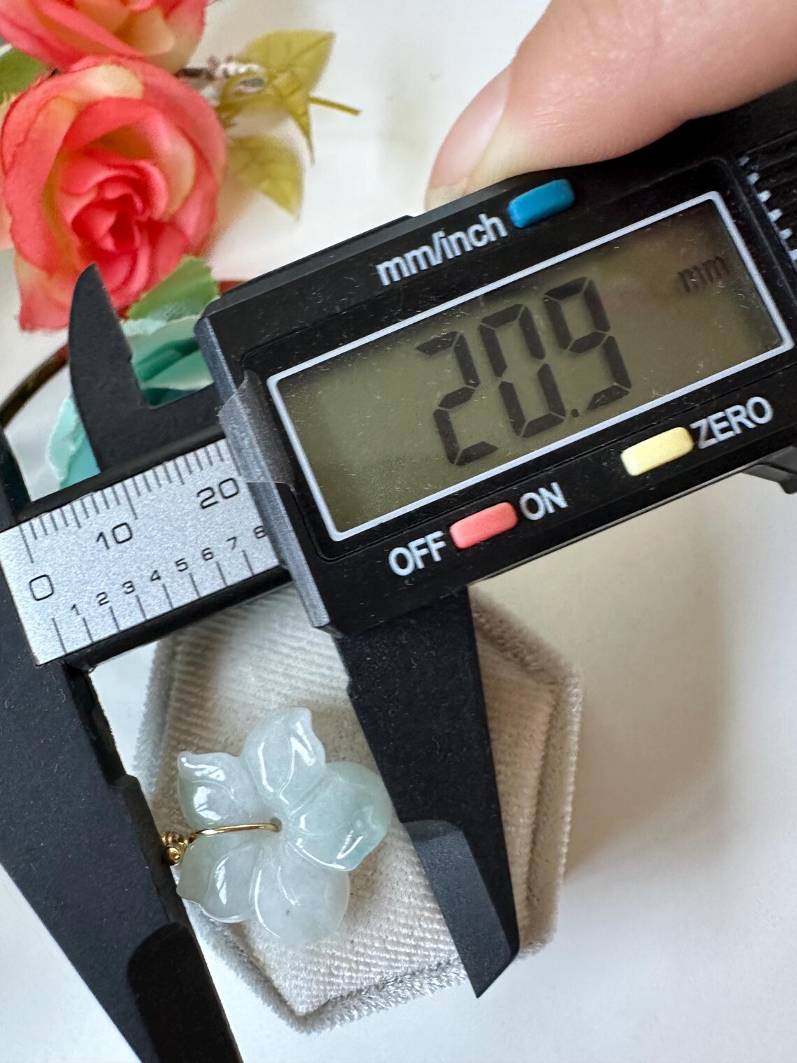 Light Blue Floral Type A Grade A Natural Jadeite Jade Fei Cui ...