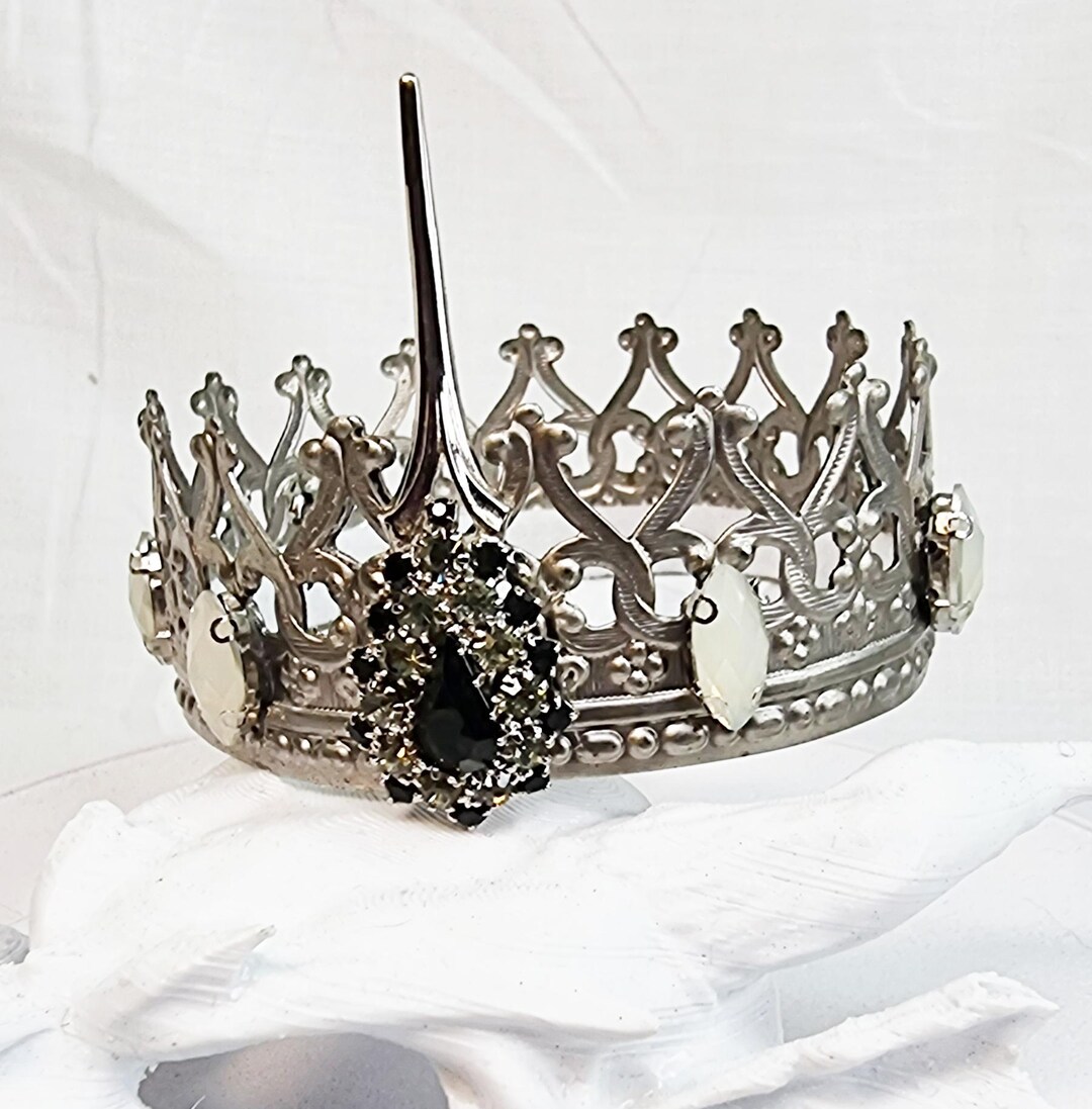 Royal Silver Crown With Black Central Jewel for SD BJD (60-65cm) - Etsy