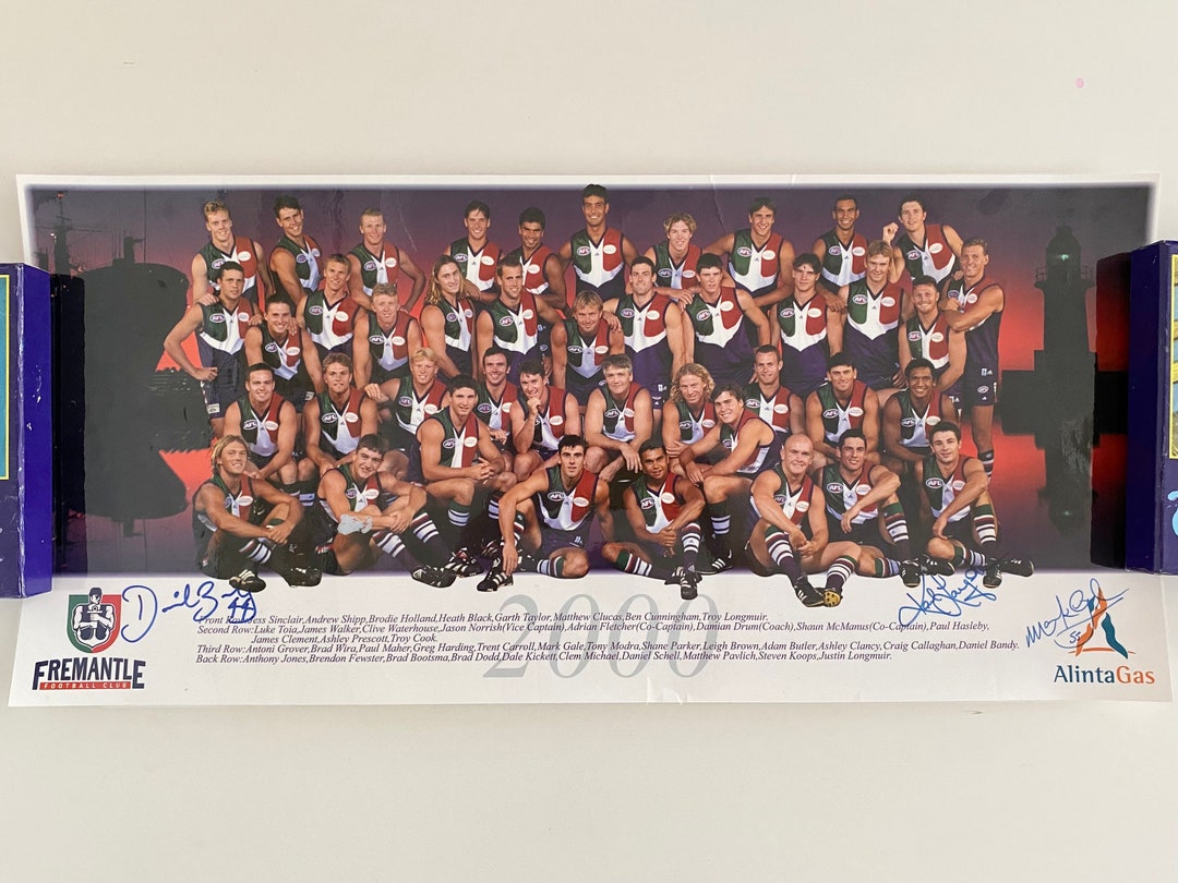 Fremantle Dockers 2000 Team Photo Vintage Poster Print Signed ...