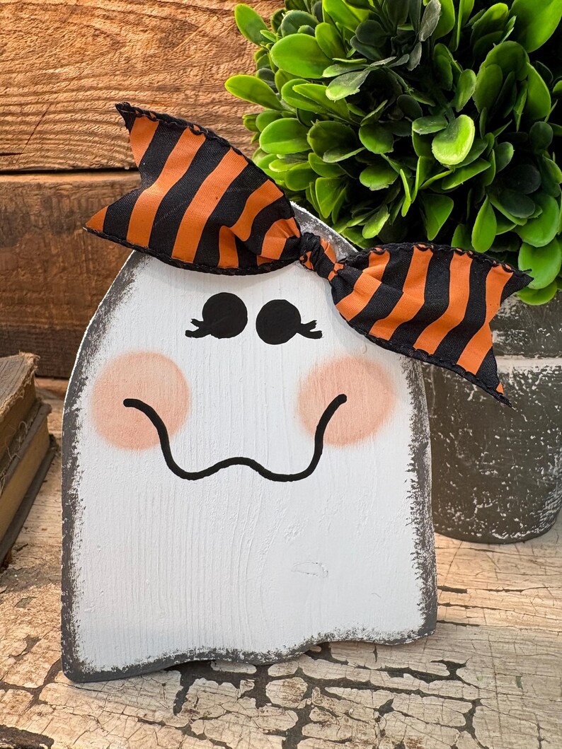Handmade Wooden Ghost Shelf Sitters With Bows - Halloween Decor, Spooky ...
