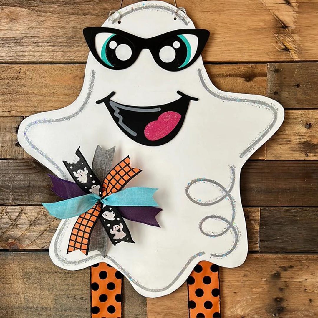 Ghost Door Hanger SVG Template, Halloween Ghost Cut File, DIY Wooden ...