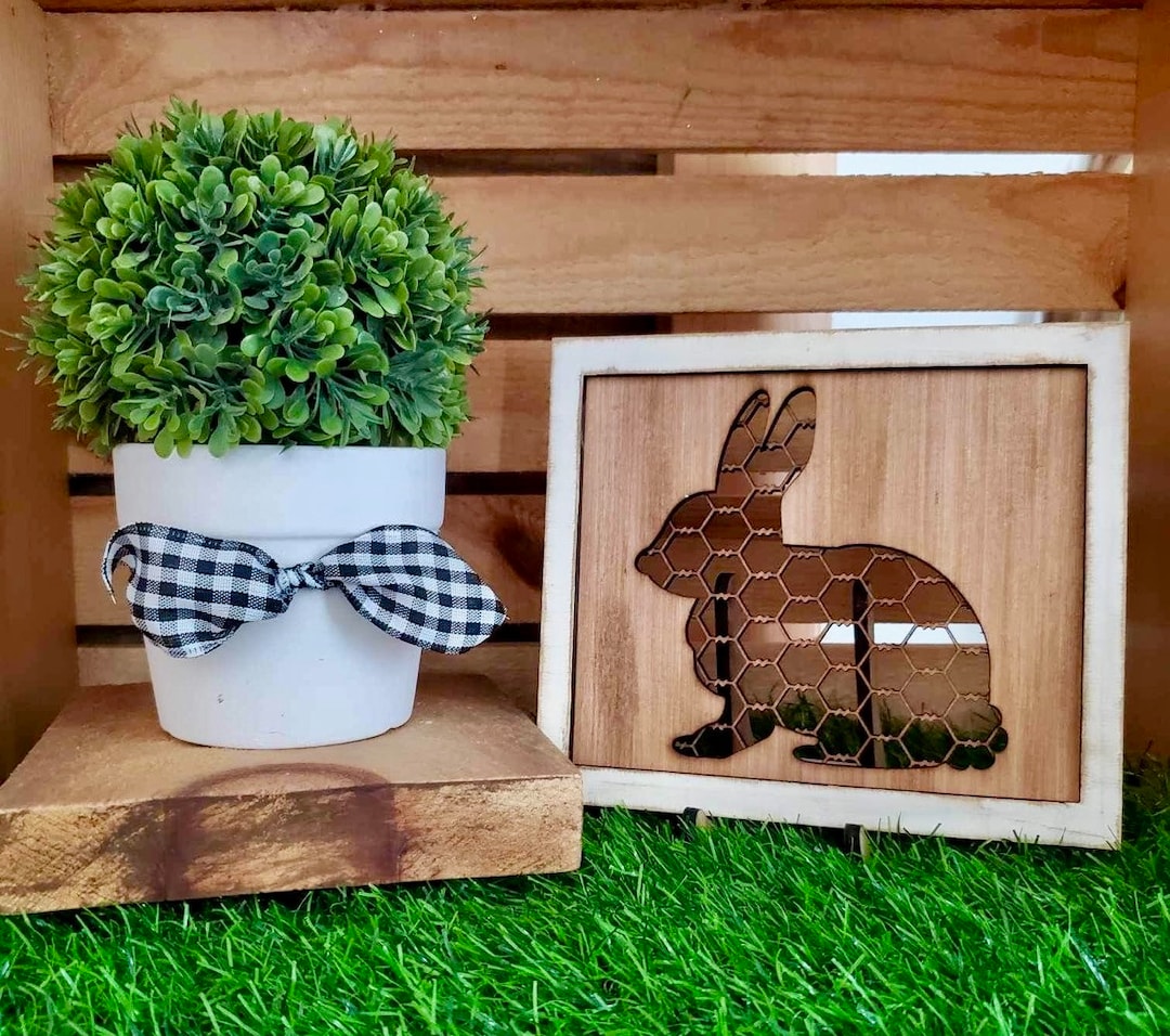 Chicken Wire Bunny Signs, Easter Bunny Sign Decor, Rustic Easter Sign ...