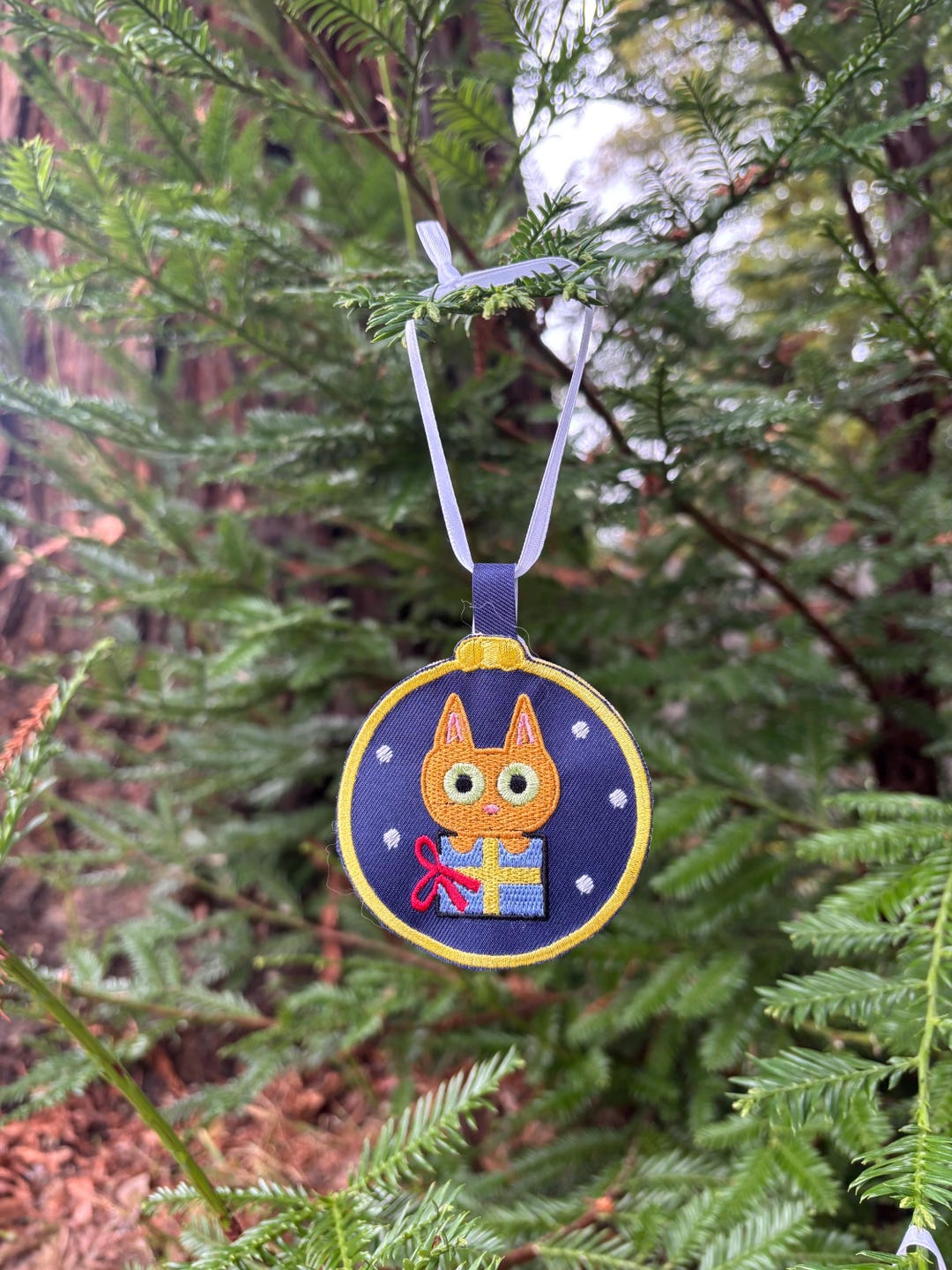 Embroidered Cat With Present Christmas Ornament - Etsy
