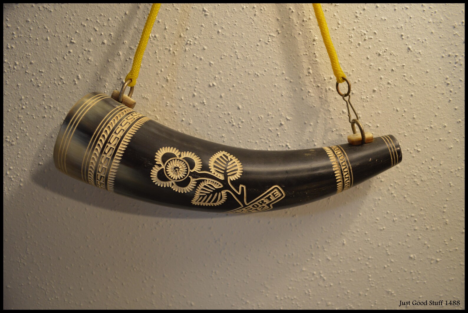 Decorative Horn, Boa X Sorte 1972 With a Rope With a Beautiful Carved ...