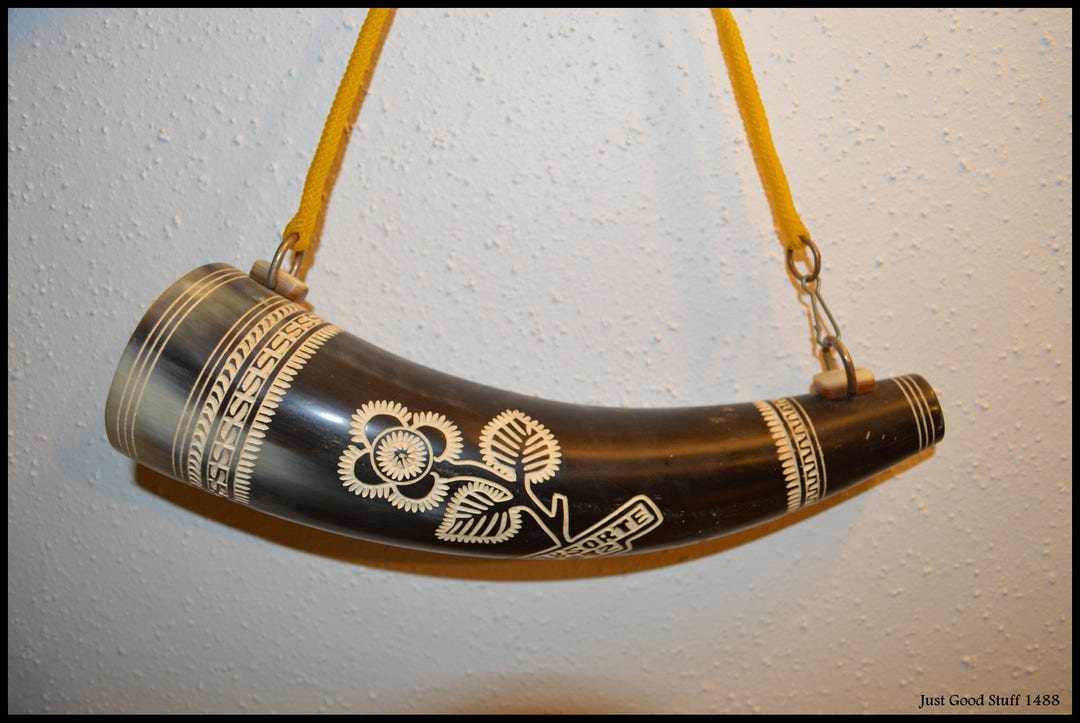 Decorative Horn, Boa X Sorte 1972 With a Rope With a Beautiful Carved ...