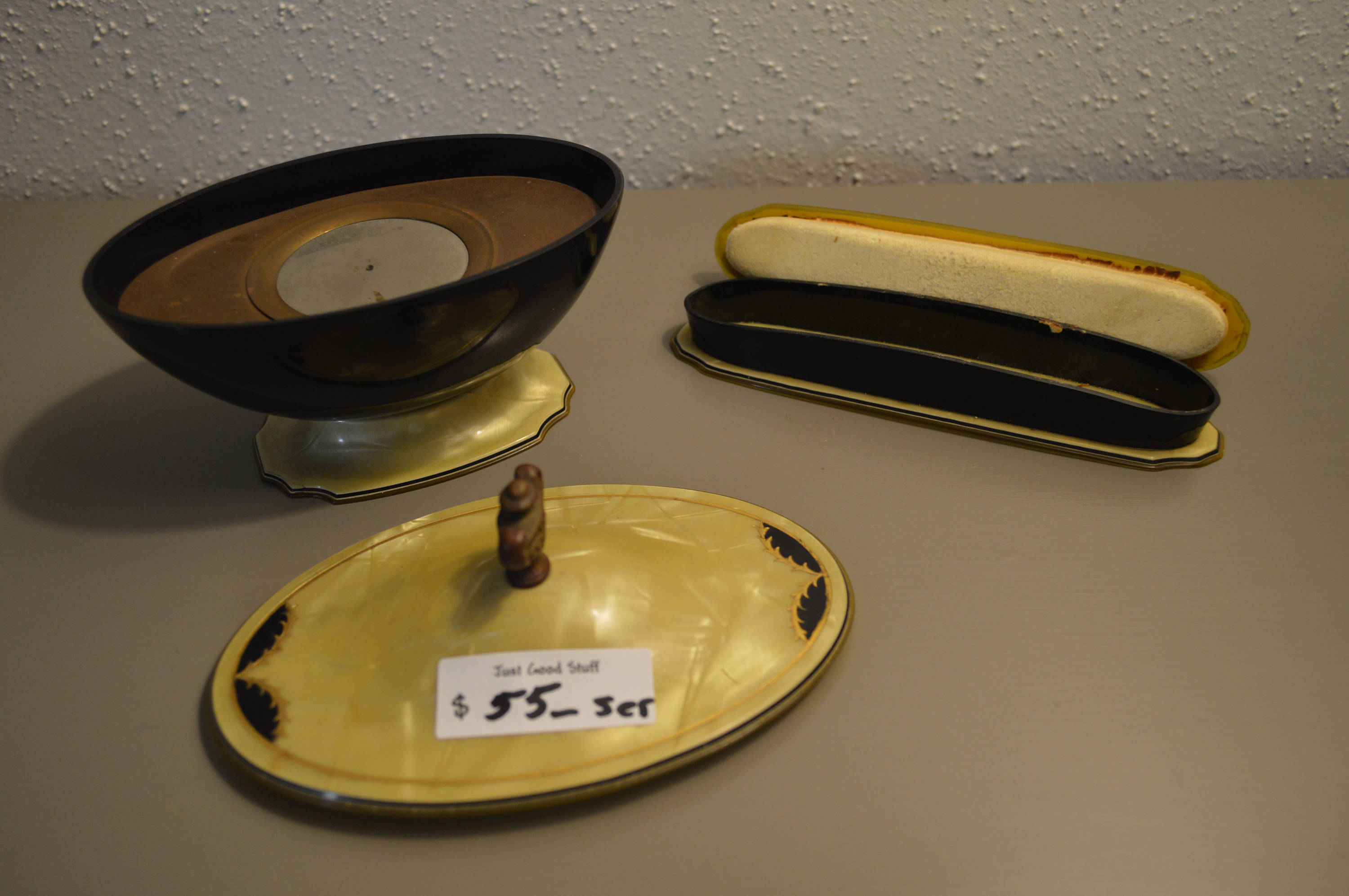 Rare 1930'S Art Deco Pyralin Sheraton 2 Piece Vanity Set. - Etsy