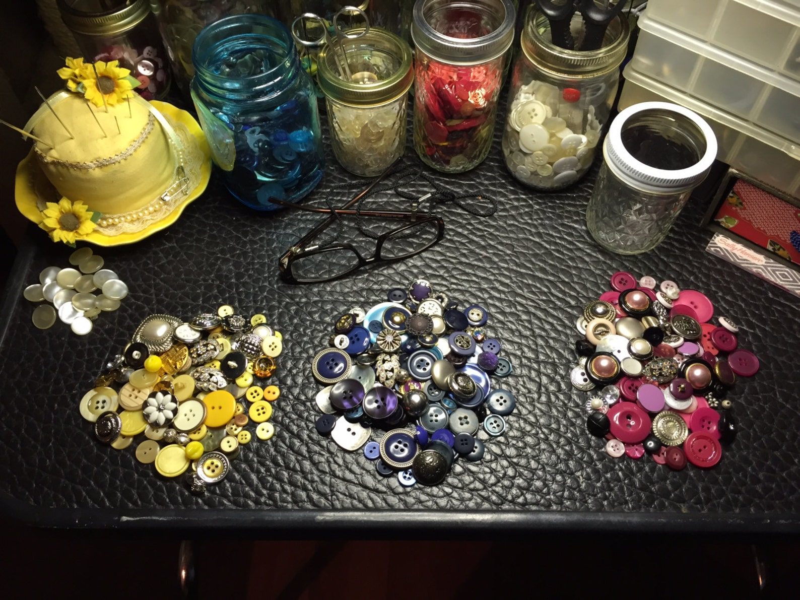 Custom Made Vintage Buttons Bracelet - YOU Select the Colors and ...